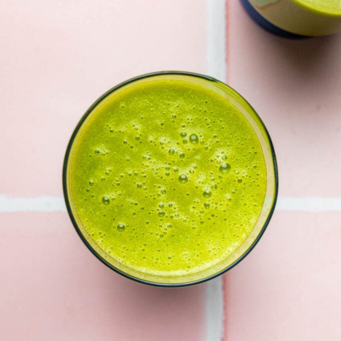 5 Minute Turmeric Ginger Smoothie with Greens - Desiree Nielsen