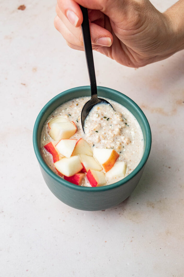 High Protein Overnight Oats (vegan!) - Desiree Nielsen