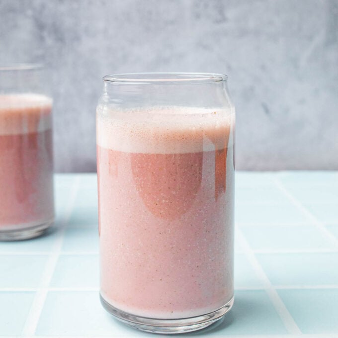 Nourishing 3 Minute Strawberry Hemp Milk - Desiree Nielsen