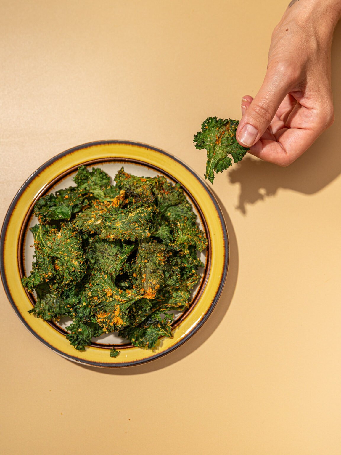 Flavour Bomb Kale Chips - Desiree Nielsen